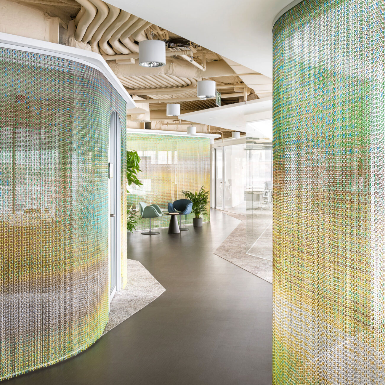 Gradient Chain Link Curtain ALUCHAINOR - QKCLC - Crafta Forms